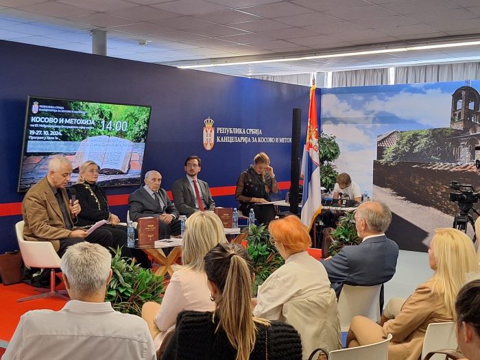 Штанд за КиМ, Обележја и Фондација Браћа Карић окупили знамените Србе ...